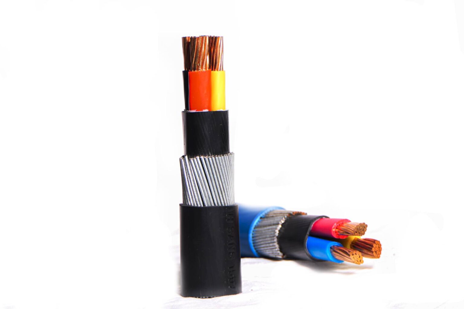 Armoured XPLE Multi-Core Low Voltage Power Cable 600/1000v | Metal ...